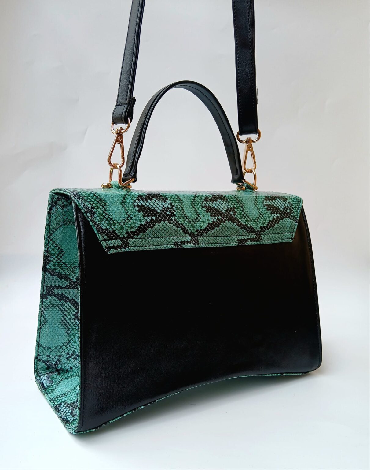 KIARA BAG PDF PATTERN - KhemBuzz Designs